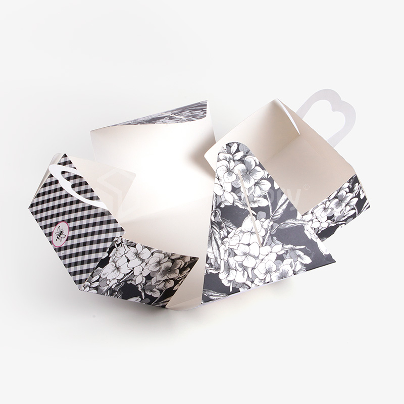 Custom Cake Box | PakFactory®