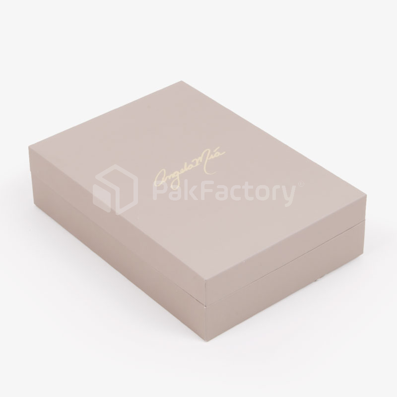 Custom Hinged Jewelry Packaging Boxes | PakFactory®