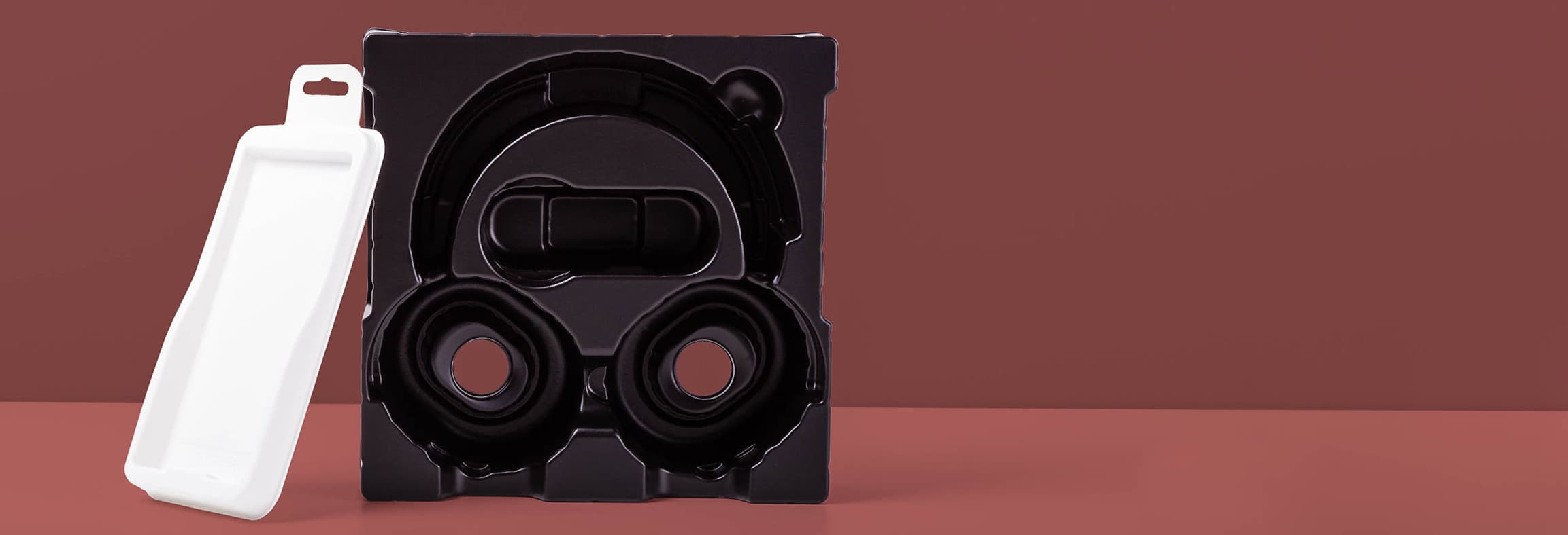 Custom Plastic Insert Trays & Blister Trays | PakFactory®